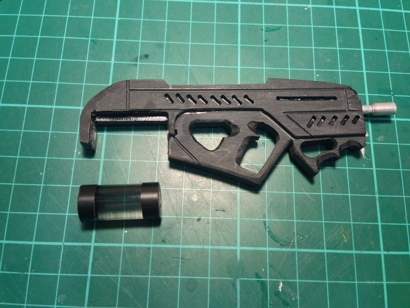 Light SMG — polycount